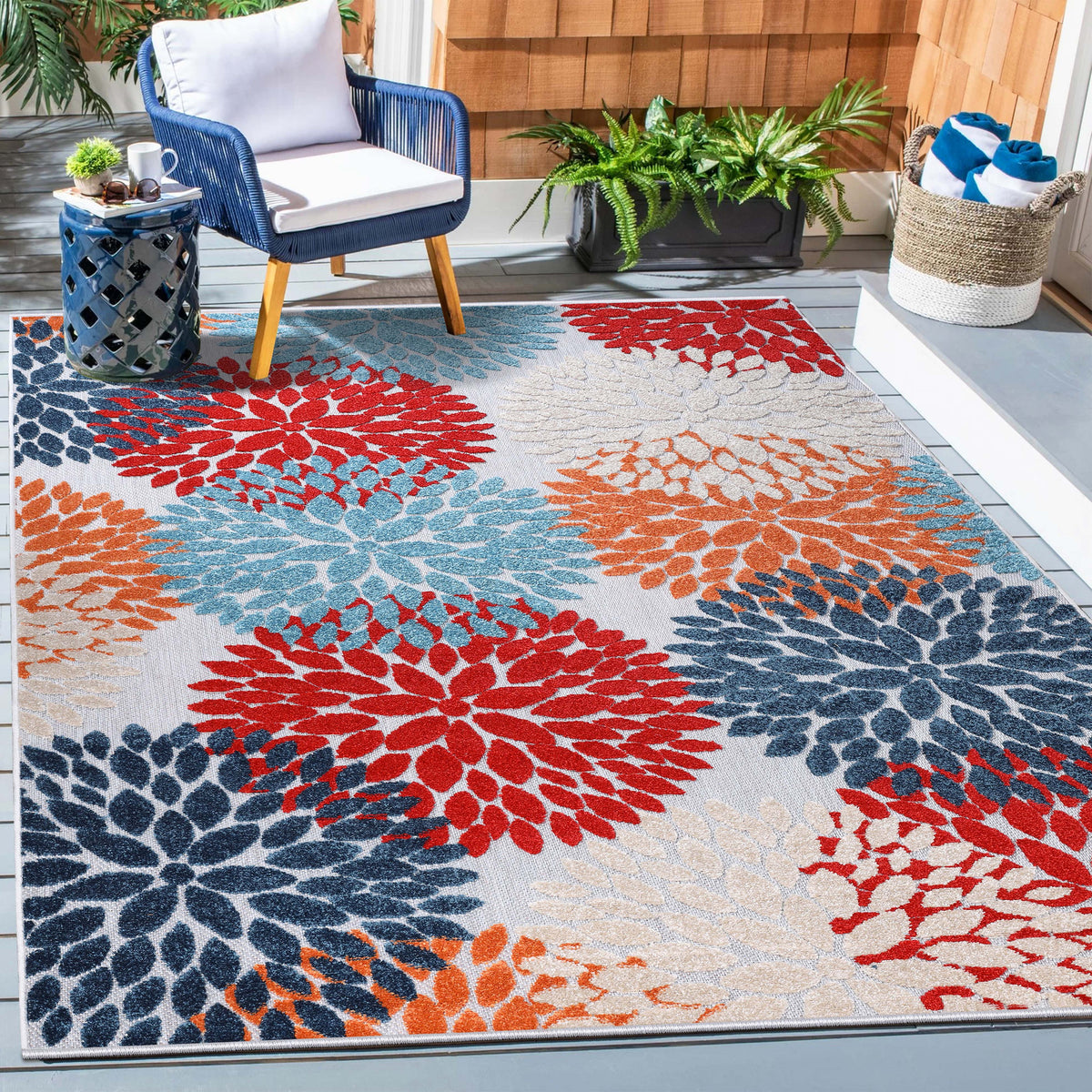 Blue Nile Mills Hydrangea Floral Medallion Indoor Outdoor Area Rug